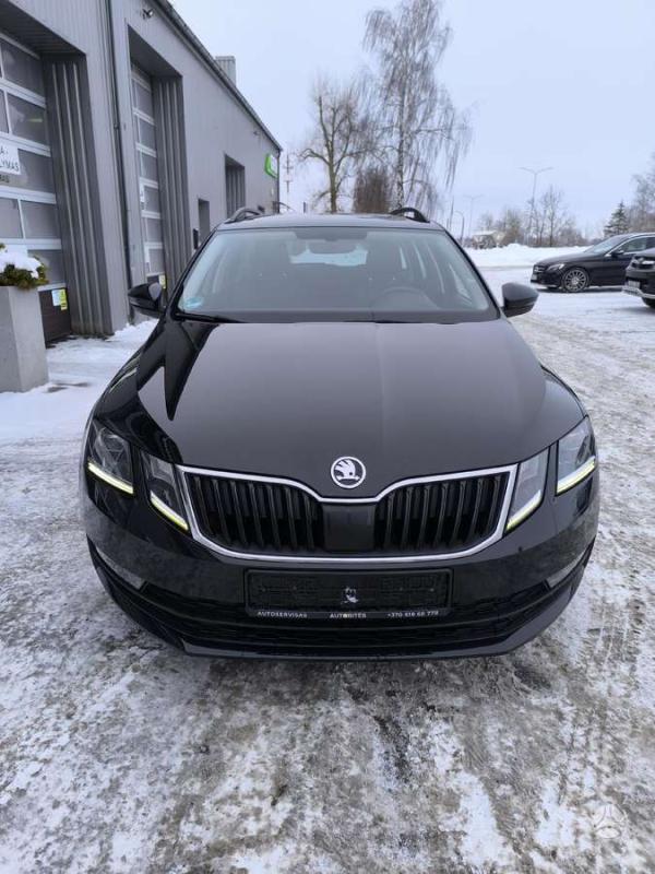 Black Skoda Octavia 2019 in Joniskis, with an engine capacity of 1.60 L and mileage of 228 thousand km for 9950 €, photo 11 on AUTOMOTO.COM.LV