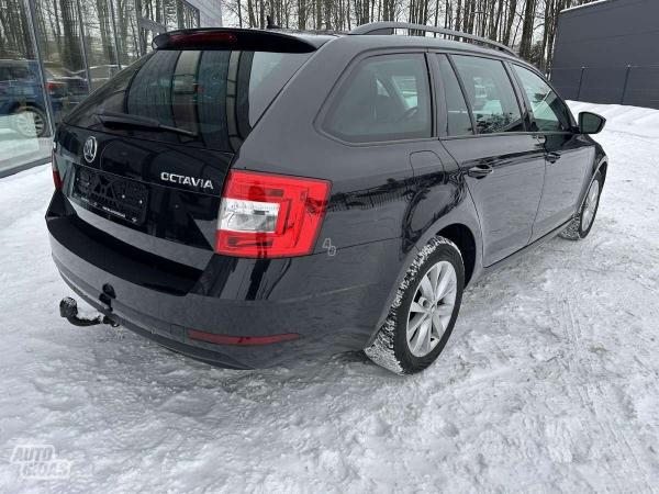 Black Skoda Octavia 2019 in Kaunas, with an engine capacity of 1.00 L and mileage of 209 thousand km for 8500 €, photo 4 on AUTOMOTO.COM.LV