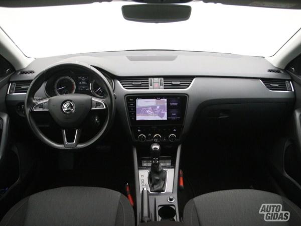 Black Skoda Octavia 2019 in Vilnius, with an engine capacity of 1.50 L and mileage of 183 thousand km for 12299 €, photo 2 on AUTOMOTO.COM.LV