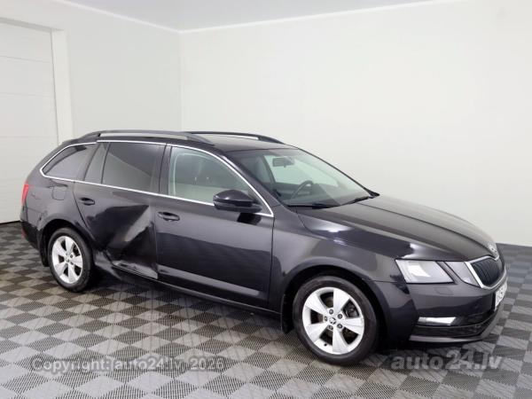 Black Skoda Octavia 2019 in Tallinn, with an engine capacity of 1.50 L and mileage of 372 thousand km for 2999 €, photo 1 on AUTOMOTO.COM.LV