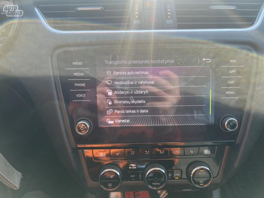 Black Skoda Octavia 2019 in Vilnius, with an engine capacity of 1.60 L and mileage of 227 thousand km for 10800 €, photo 14 on AUTOMOTO.COM.LV