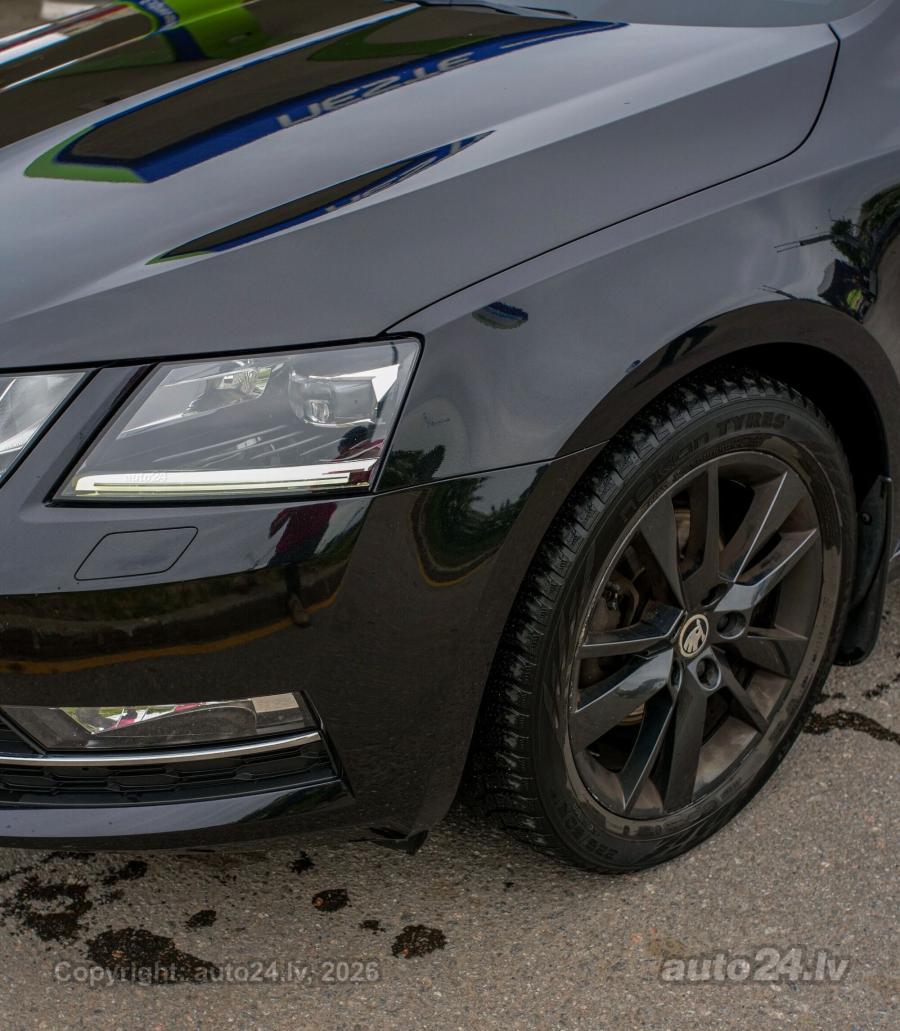 Black Skoda Octavia 2019 in Tallinn, with an engine capacity of 1.50 L and mileage of 219 thousand km for 9990 €, photo 4 on AUTOMOTO.COM.LV