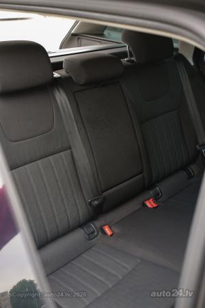 Black Skoda Octavia 2019 in Tallinn, with an engine capacity of 1.50 L and mileage of 219 thousand km for 9990 €, photo 11 on AUTOMOTO.COM.LV