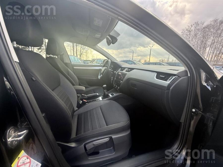 Black Skoda Octavia 2019 in Riga, with an engine capacity of 1.00 L and mileage of 0 thousand km for 7990 €, photo 18 on AUTOMOTO.COM.LV