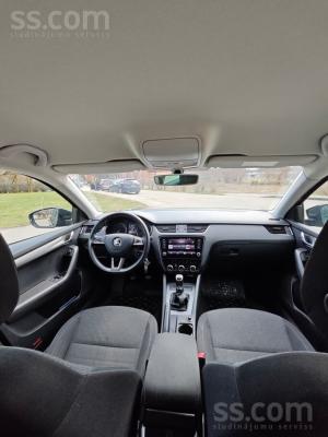 Melns Skoda Octavia 2019 Rīga, ar dzinēja tilpumu 1.60 L un nobraukumu 223 tūkst. km par 9850 €, foto 9 vietnē AUTOMOTO.COM.LV