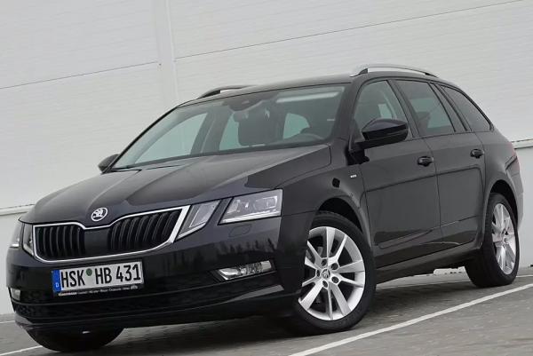 Melns Skoda Octavia 2019 Rīga, ar dzinēja tilpumu 2.00 L un nobraukumu 245 tūkst. km par 9900 €, foto 4 vietnē AUTOMOTO.COM.LV