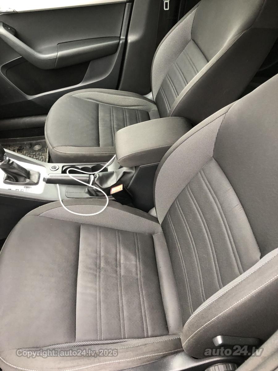 Black Skoda Octavia 2019 in Tallinn, with an engine capacity of 1.50 L and mileage of 463 thousand km for 4900 €, photo 13 on AUTOMOTO.COM.LV