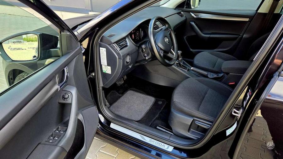 Melns Skoda Octavia 2019 Šauļi, ar dzinēja tilpumu 1.97 L un nobraukumu 210 tūkst. km par 10900 €, foto 16 vietnē AUTOMOTO.COM.LV
