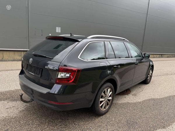 Melns Skoda Octavia 2019 Alīta, ar dzinēja tilpumu 1.50 L un nobraukumu 298 tūkst. km par 6400 €, foto 4 vietnē AUTOMOTO.COM.LV