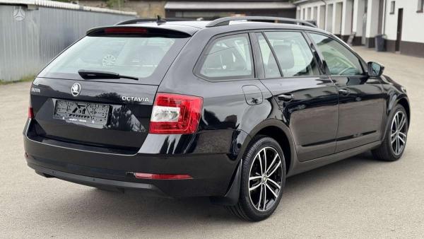 Black Skoda Octavia 2019 in Telschi, with an engine capacity of 1.97 L and mileage of 226 thousand km for 9700 €, photo 7 on AUTOMOTO.COM.LV