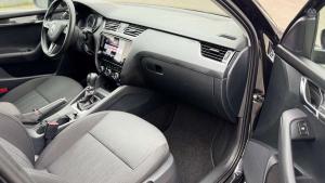 Melns Skoda Octavia 2019 Telšiai, ar dzinēja tilpumu 1.97 L un nobraukumu 226 tūkst. km par 9700 €, foto 16 vietnē AUTOMOTO.COM.LV