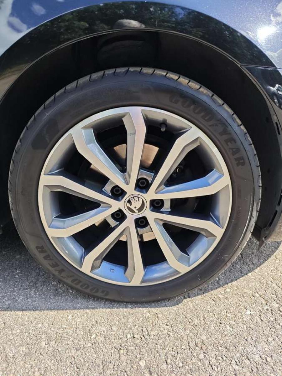 Melns Skoda Octavia 2019 Kauņa, ar dzinēja tilpumu 1.97 L un nobraukumu 300 tūkst. km par 8500 €, foto 19 vietnē AUTOMOTO.COM.LV