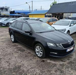 Black Skoda Octavia 2019 in Kaunas, with an engine capacity of 1.60 L and mileage of 246 thousand km for 7500 €, photo  on AUTOMOTO.COM.LV