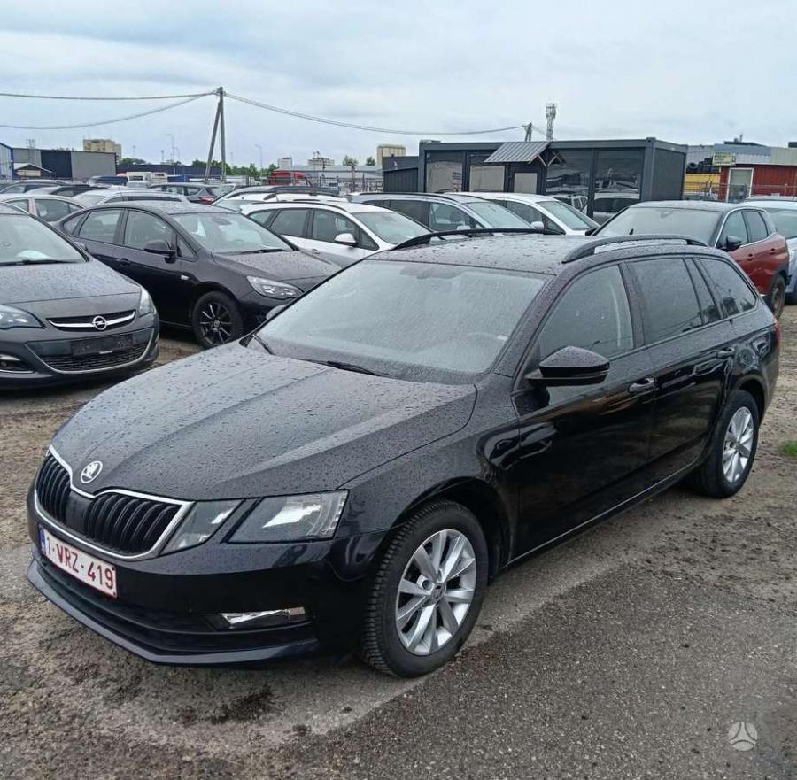 Melns Skoda Octavia 2019 Kauņa, ar dzinēja tilpumu 1.60 L un nobraukumu 246 tūkst. km par 7500 €, foto 4 vietnē AUTOMOTO.COM.LV