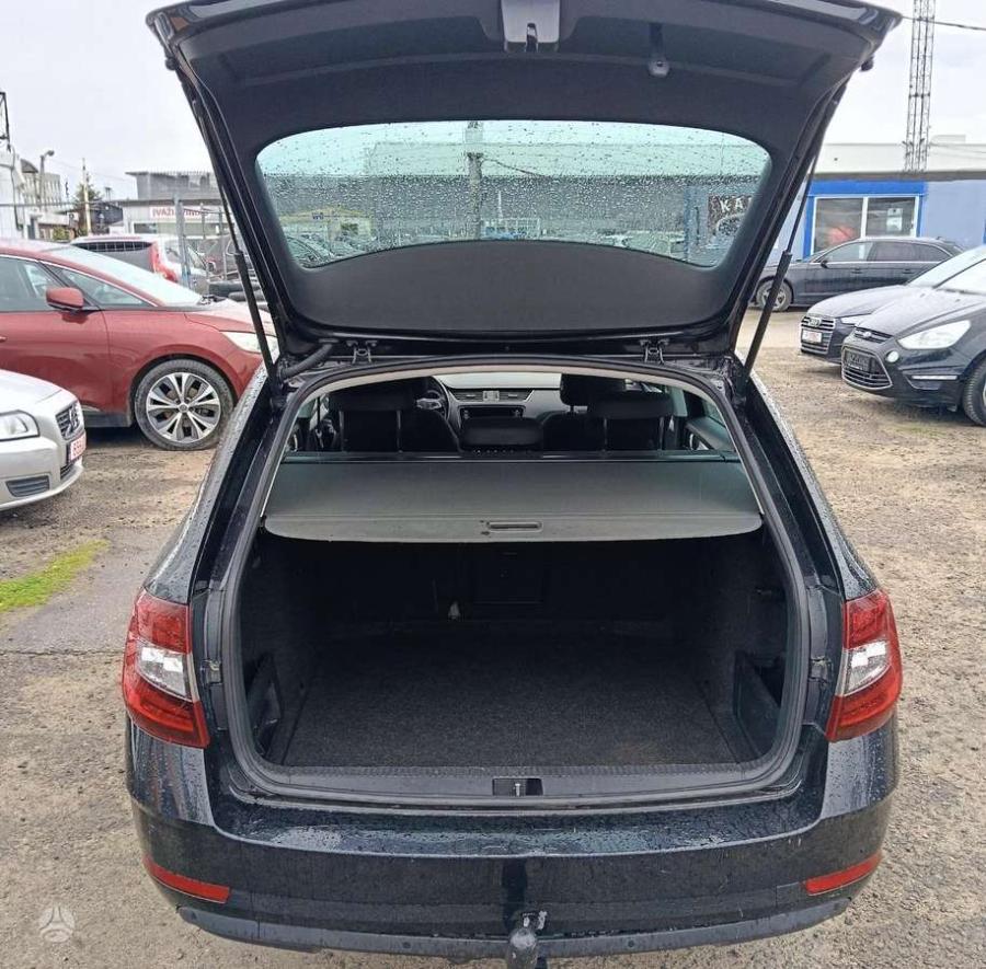 Melns Skoda Octavia 2019 Kauņa, ar dzinēja tilpumu 1.60 L un nobraukumu 246 tūkst. km par 7500 €, foto 8 vietnē AUTOMOTO.COM.LV