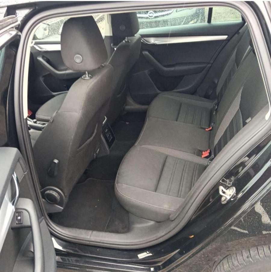 Melns Skoda Octavia 2019 Kauņa, ar dzinēja tilpumu 1.60 L un nobraukumu 246 tūkst. km par 7500 €, foto 13 vietnē AUTOMOTO.COM.LV