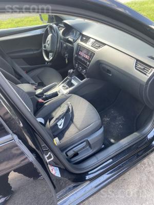 Melns Skoda Octavia 2019 Rīga, ar dzinēja tilpumu 2.00 L un nobraukumu 291 tūkst. km par 8200 €, foto 7 vietnē AUTOMOTO.COM.LV