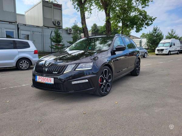 Skoda Octavia 2019 in Klaipeda on AUTOMOTO.COM.LV Black Skoda Octavia 2019 in Klaipeda, with an engine capacity of 1.97 L and mileage of 239 thousand km for 13199 €, photo 1 on AUTOMOTO.COM.LV
