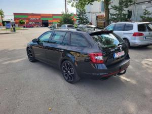 Black Skoda Octavia 2019 in Klaipeda, with an engine capacity of 1.97 L and mileage of 239 thousand km for 13199 €, photo 7 on AUTOMOTO.COM.LV