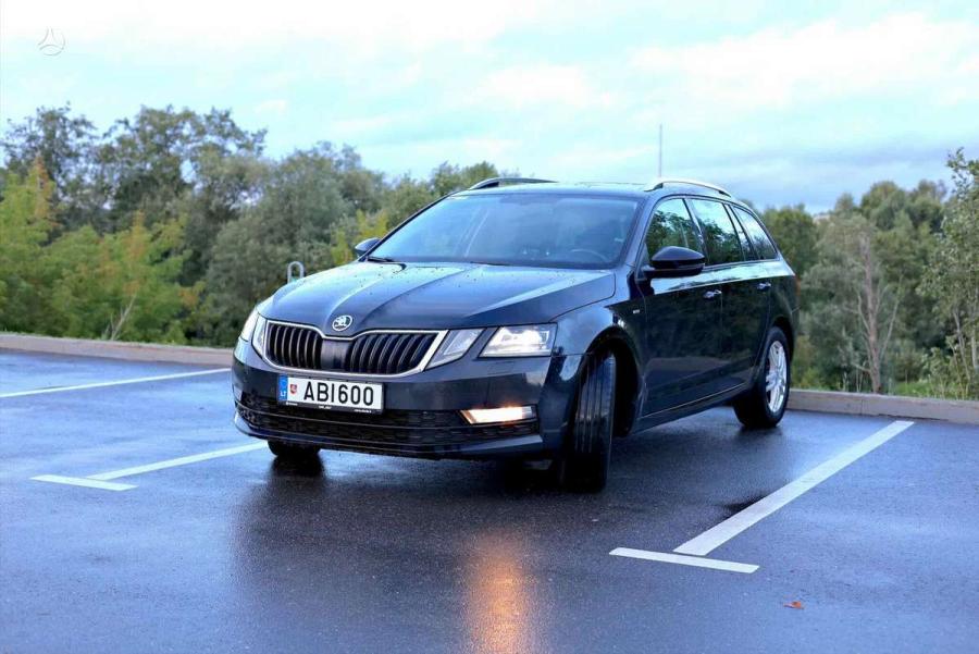 Melns Skoda Octavia 2019 Viļņa, ar dzinēja tilpumu 1.97 L un nobraukumu 292 tūkst. km par 10499 €, foto 3 vietnē AUTOMOTO.COM.LV