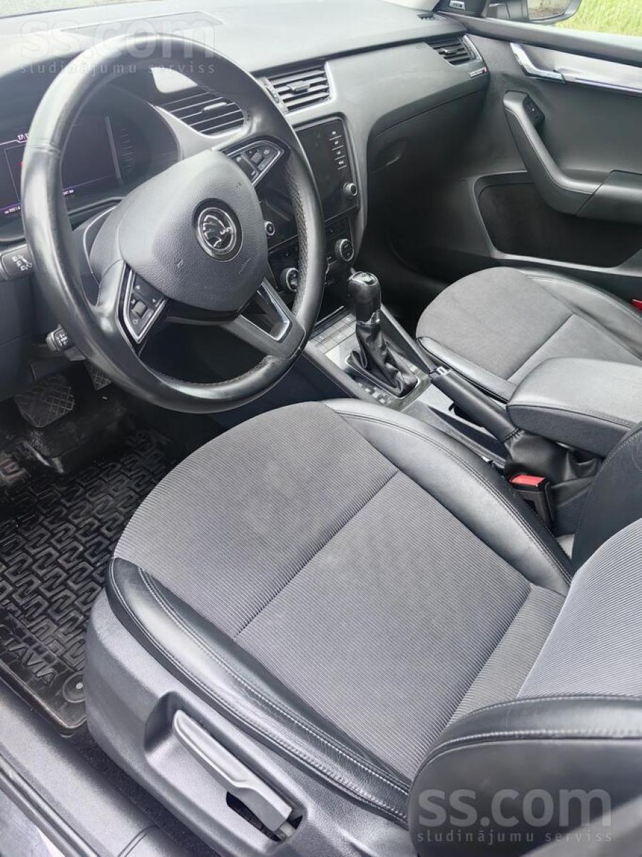 Black Skoda Octavia 2019 in Jelgava, with an engine capacity of 2.00 L and mileage of 14 thousand km for 13500 €, photo 17 on AUTOMOTO.COM.LV