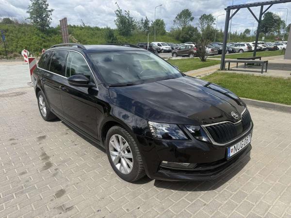 Melns Skoda Octavia 2019 Viļņa, ar dzinēja tilpumu 1.60 L un nobraukumu 330 tūkst. km par 5800 €, foto 3 vietnē AUTOMOTO.COM.LV