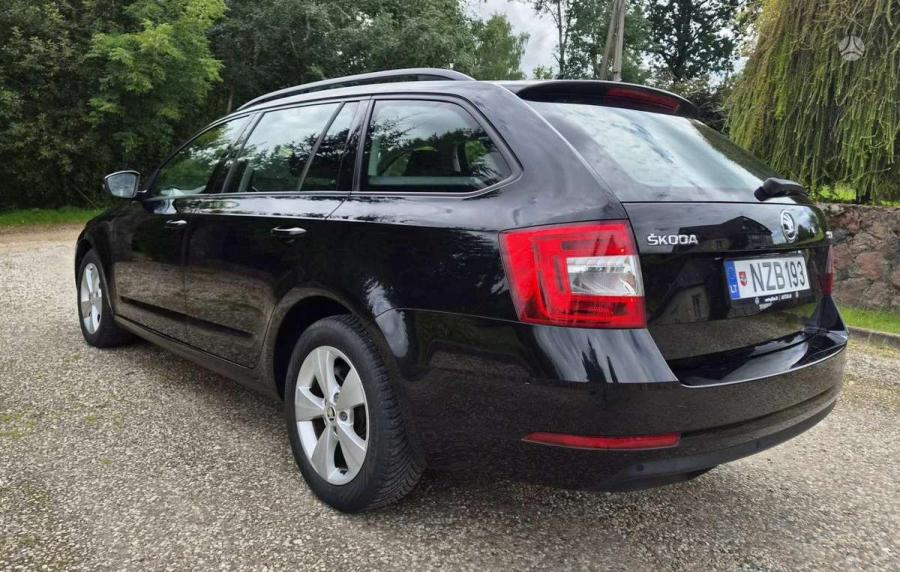 Melns Skoda Octavia 2019 Utena, ar dzinēja tilpumu 1.00 L un nobraukumu 242 tūkst. km par 7399 €, foto 11 vietnē AUTOMOTO.COM.LV