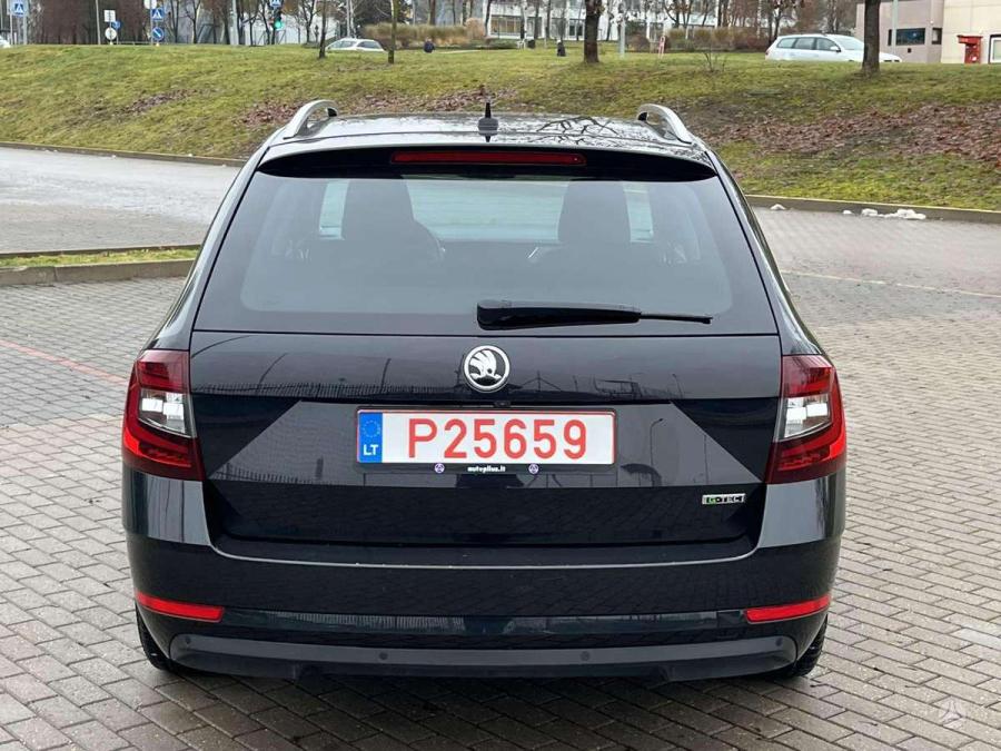 Melns Skoda Octavia 2020 Jonava, ar dzinēja tilpumu 1.50 L un nobraukumu 272 tūkst. km par 9000 €, foto 6 vietnē AUTOMOTO.COM.LV