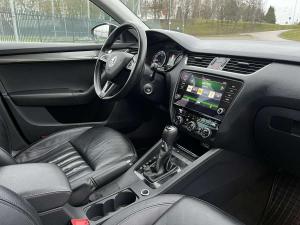 Melns Skoda Octavia 2020 Jonava, ar dzinēja tilpumu 1.50 L un nobraukumu 272 tūkst. km par 9000 €, foto 16 vietnē AUTOMOTO.COM.LV