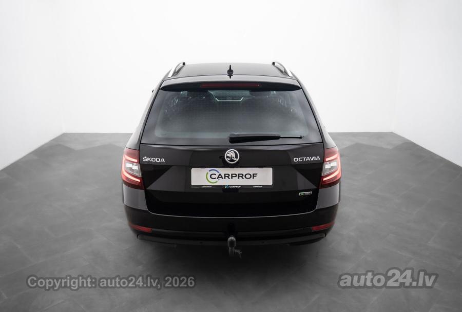 Black Skoda Octavia 2020 in Tallinn, with an engine capacity of 1.50 L and mileage of 180 thousand km for 10899 €, photo 6 on AUTOMOTO.COM.LV