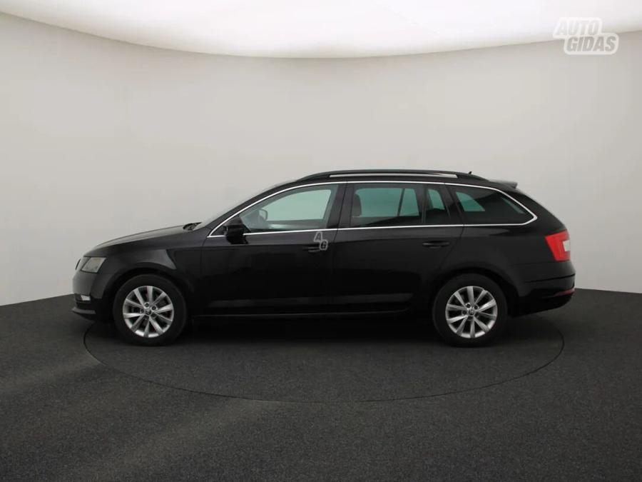 Melns Skoda Octavia 2020 Viļņa, ar dzinēja tilpumu 1.50 L un nobraukumu 173 tūkst. km par 12799 €, foto 7 vietnē AUTOMOTO.COM.LV