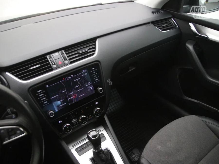 Melns Skoda Octavia 2020 Viļņa, ar dzinēja tilpumu 1.50 L un nobraukumu 173 tūkst. km par 12799 €, foto 22 vietnē AUTOMOTO.COM.LV