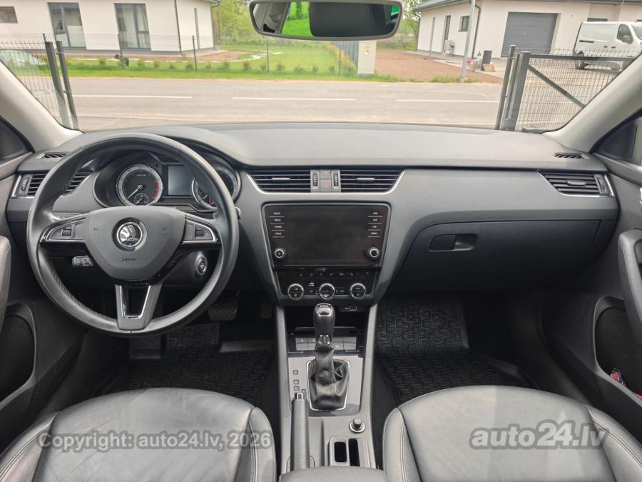 Melns Skoda Octavia 2020 Tartu, ar dzinēja tilpumu 1.50 L un nobraukumu 51 tūkst. km par 18900 €, foto 14 vietnē AUTOMOTO.COM.LV