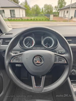 Melns Skoda Octavia 2020 Tartu, ar dzinēja tilpumu 1.50 L un nobraukumu 51 tūkst. km par 18900 €, foto 15 vietnē AUTOMOTO.COM.LV