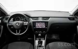 Melns Skoda Octavia 2020 Rīga, ar dzinēja tilpumu 1.50 L un nobraukumu 180 tūkst. km par 10899 €, foto 13 vietnē AUTOMOTO.COM.LV