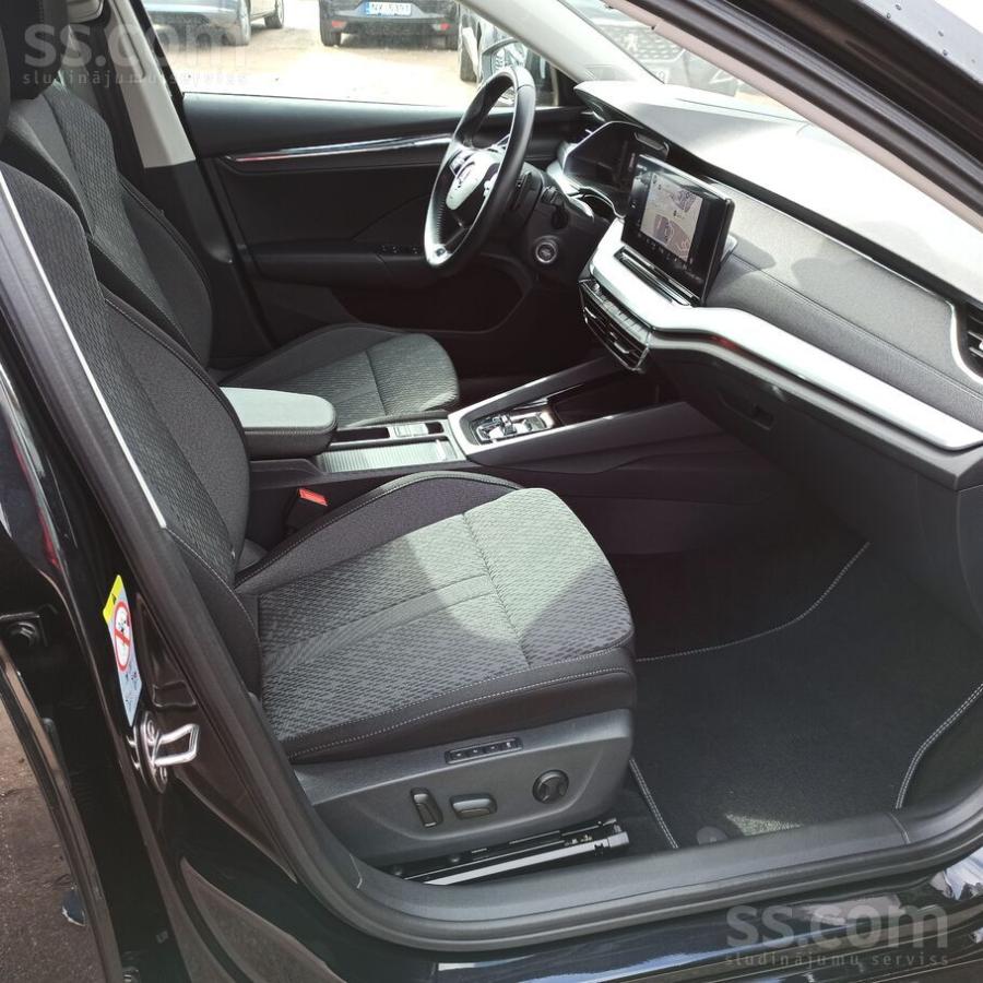 Black Skoda Octavia 2020 in Daugavpils, with an engine capacity of 2.00 L and mileage of 0 thousand km for 15600 €, photo 19 on AUTOMOTO.COM.LV