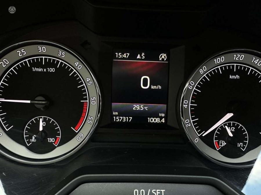 Melns Skoda Octavia 2020 Viļņa, ar dzinēja tilpumu 1.60 L un nobraukumu 157 tūkst. km par 12750 €, foto 8 vietnē AUTOMOTO.COM.LV