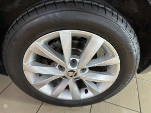 Melns Skoda Octavia 2020 Viļņa, ar dzinēja tilpumu 1.60 L un nobraukumu 157 tūkst. km par 12750 €, foto 28 vietnē AUTOMOTO.COM.LV