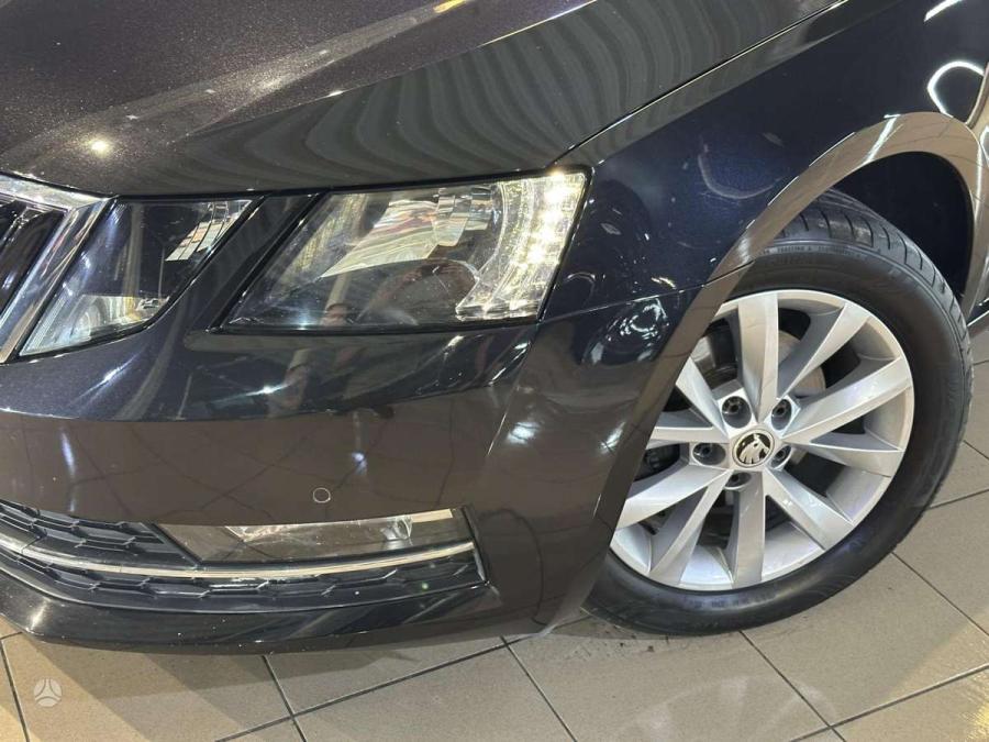 Melns Skoda Octavia 2020 Viļņa, ar dzinēja tilpumu 1.60 L un nobraukumu 157 tūkst. km par 12750 €, foto 29 vietnē AUTOMOTO.COM.LV