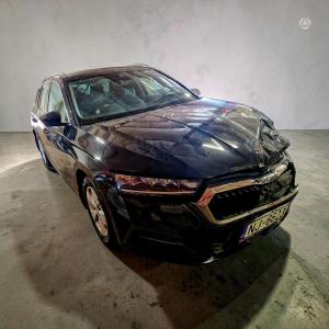 Black Skoda Octavia 2020 in Kaunas, with an engine capacity of 1.97 L and mileage of 111 thousand km for 7150 €, photo 3 on AUTOMOTO.COM.LV