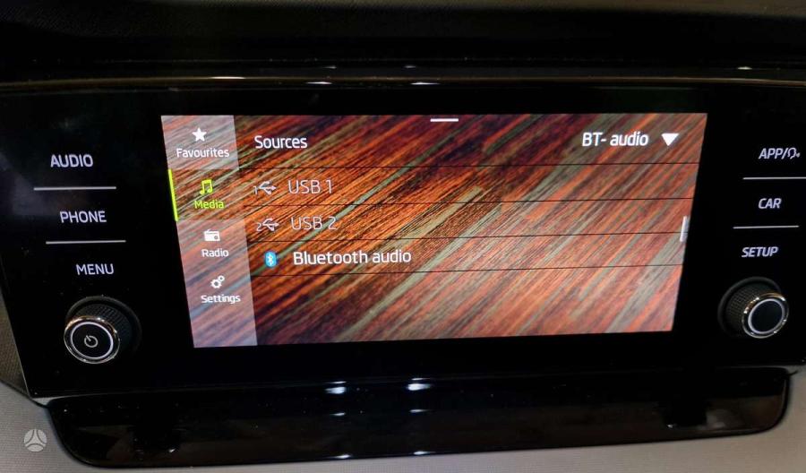 Black Skoda Octavia 2020 in Kaunas, with an engine capacity of 1.97 L and mileage of 111 thousand km for 7150 €, photo 29 on AUTOMOTO.COM.LV