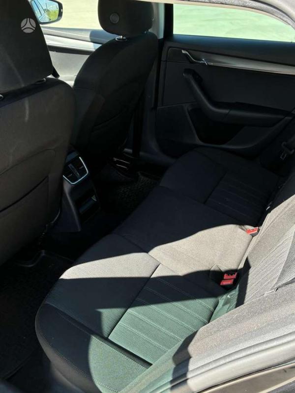 Black Skoda Octavia 2020 in Klaipeda, with an engine capacity of 1.97 L and mileage of 173 thousand km for 12499 €, photo 9 on AUTOMOTO.COM.LV