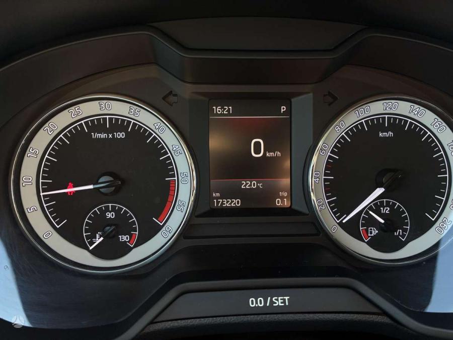 Melns Skoda Octavia 2020 Klaipėda, ar dzinēja tilpumu 1.97 L un nobraukumu 173 tūkst. km par 12499 €, foto 13 vietnē AUTOMOTO.COM.LV