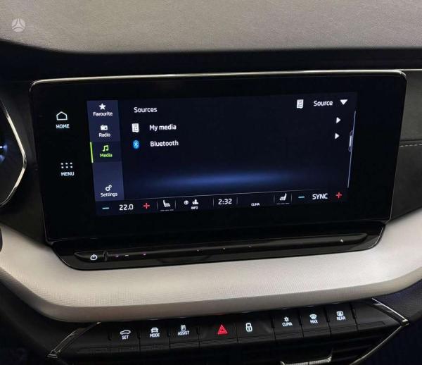 Black Skoda Octavia 2020 in Marijampole, with an engine capacity of 1.97 L and mileage of 187 thousand km for 14850 €, photo 10 on AUTOMOTO.COM.LV
