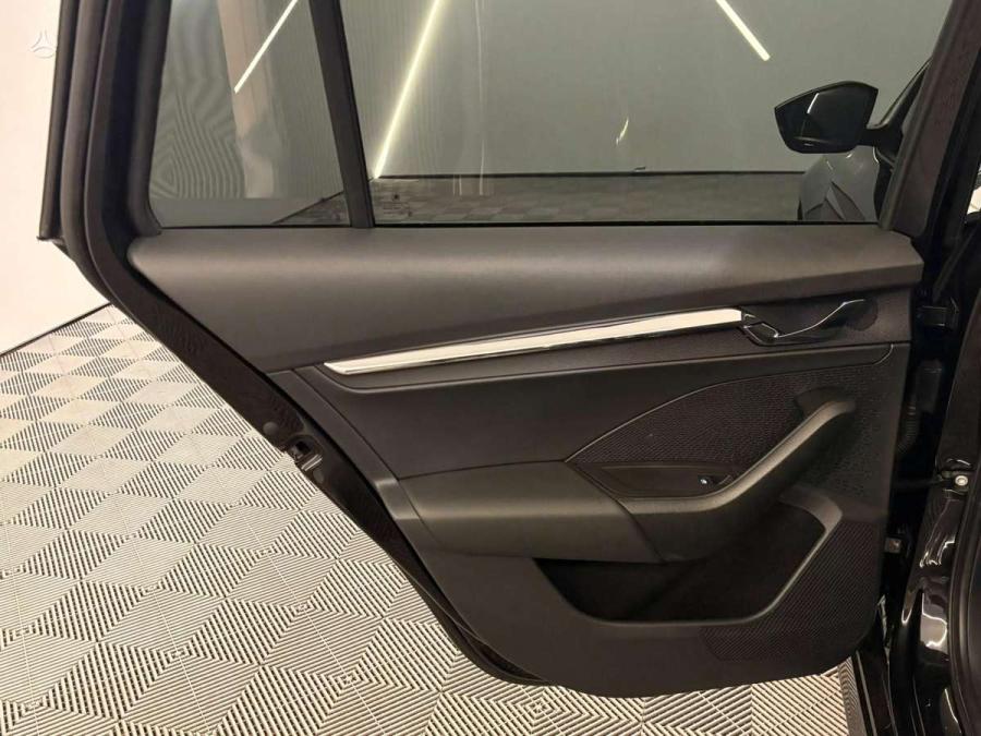 Melns Skoda Octavia 2020 Marijampole, ar dzinēja tilpumu 1.97 L un nobraukumu 187 tūkst. km par 14850 €, foto 27 vietnē AUTOMOTO.COM.LV