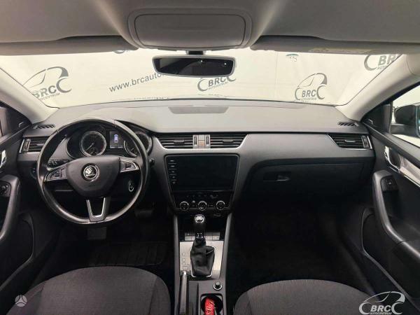 Melns Skoda Octavia 2020 Viļņa, ar dzinēja tilpumu 1.60 L un nobraukumu 240 tūkst. km par 10406 €, foto 5 vietnē AUTOMOTO.COM.LV