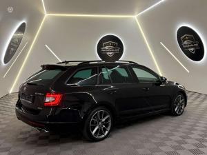 Black Skoda Octavia 2020 in Marijampole, with an engine capacity of 1.97 L and mileage of 226 thousand km for 14450 €, photo 15 on AUTOMOTO.COM.LV