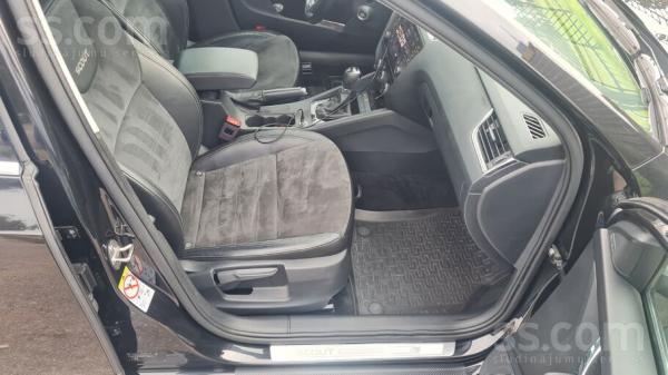 Skoda Octavia 2020 Rīga vietnē Melns Skoda Octavia 2020 Rīga, ar dzinēja tilpumu 2.00 L un nobraukumu 190 tūkst. km par 15800 €, foto 10 vietnē AUTOMOTO.COM.LV