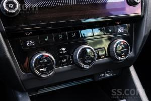 Black Skoda Octavia 2020 in Riga, with an engine capacity of 2.00 L and mileage of 187 thousand km for 11950 €, photo 15 on AUTOMOTO.COM.LV