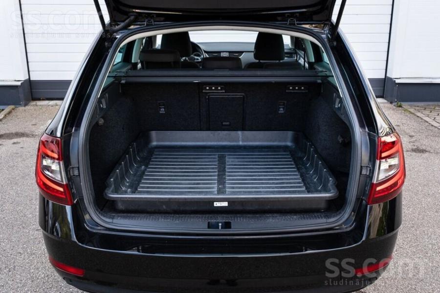 Black Skoda Octavia 2020 in Riga, with an engine capacity of 2.00 L and mileage of 187 thousand km for 11950 €, photo 17 on AUTOMOTO.COM.LV